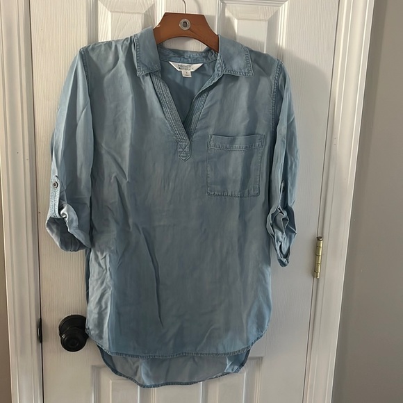 Market & Spruce | Tops | Chambray 34 Sleeve Top | Poshmark